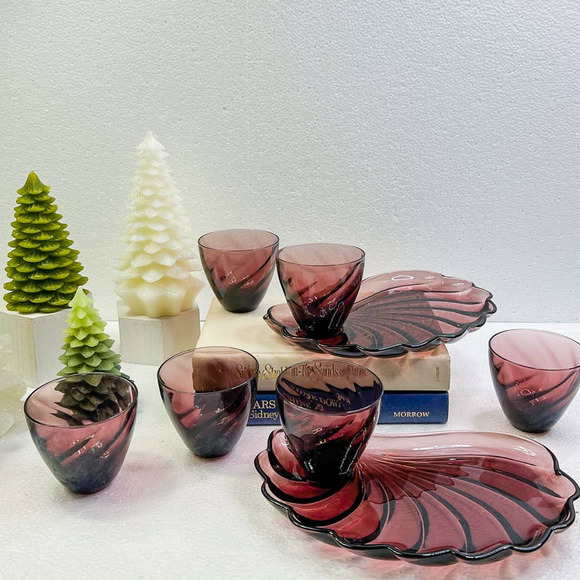 hazel atlas | Dining | Vintage Set Of 6 Hazel Atlas Seashell Cups And 2 ...